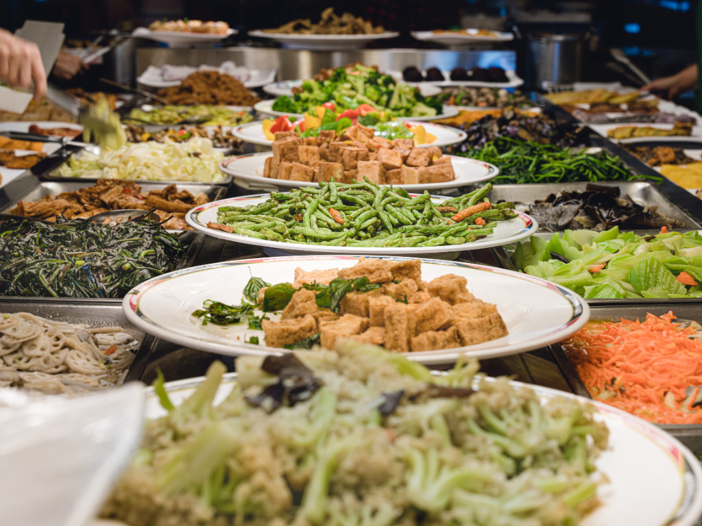 cop28-vegan-vegetarian-menu-catering-un-climate-summit-1 - Green Queen