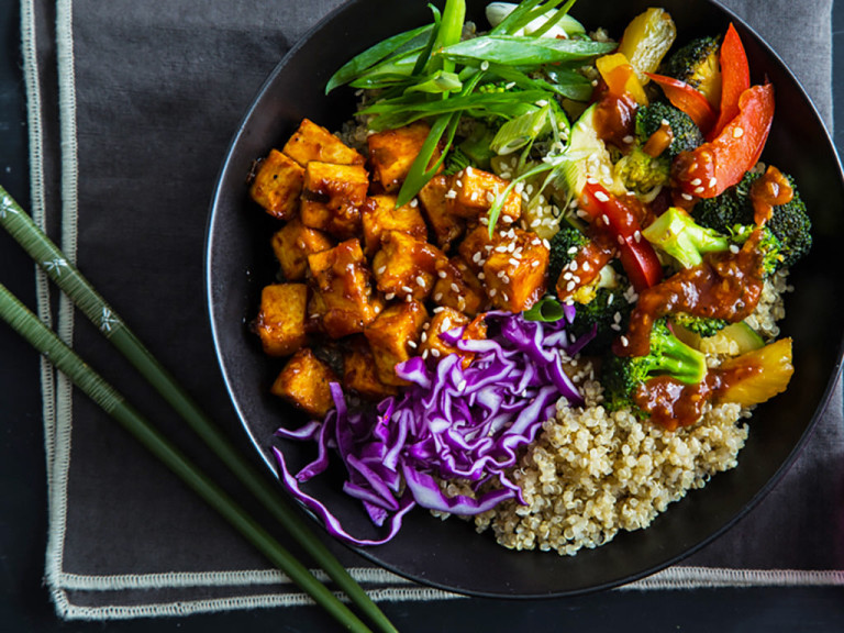 9 Healthy Veggie Bowl Recipes to Fuel You From the Inside