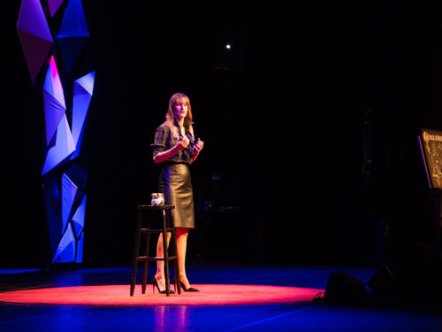 INTERVIEW: 5 Minutes With Bea Johnson Zero Waste Queen & Pioneer Of The ...