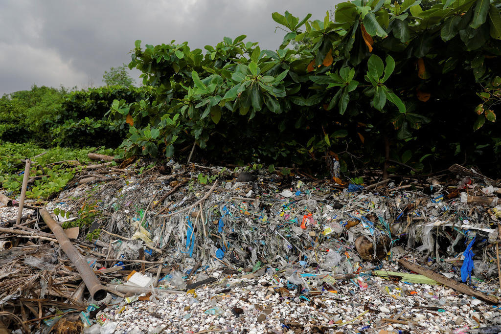 #PlasticCrisis: The 8 Most Polluted Beaches & Coastlines In Asia
