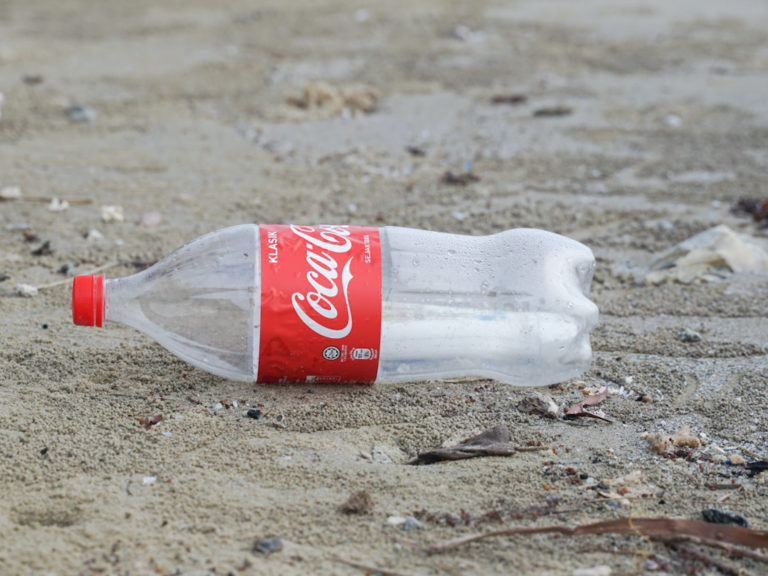 John Oliver's HBO Show Takes On Plastic Pollution & Industry ‘Lies ...