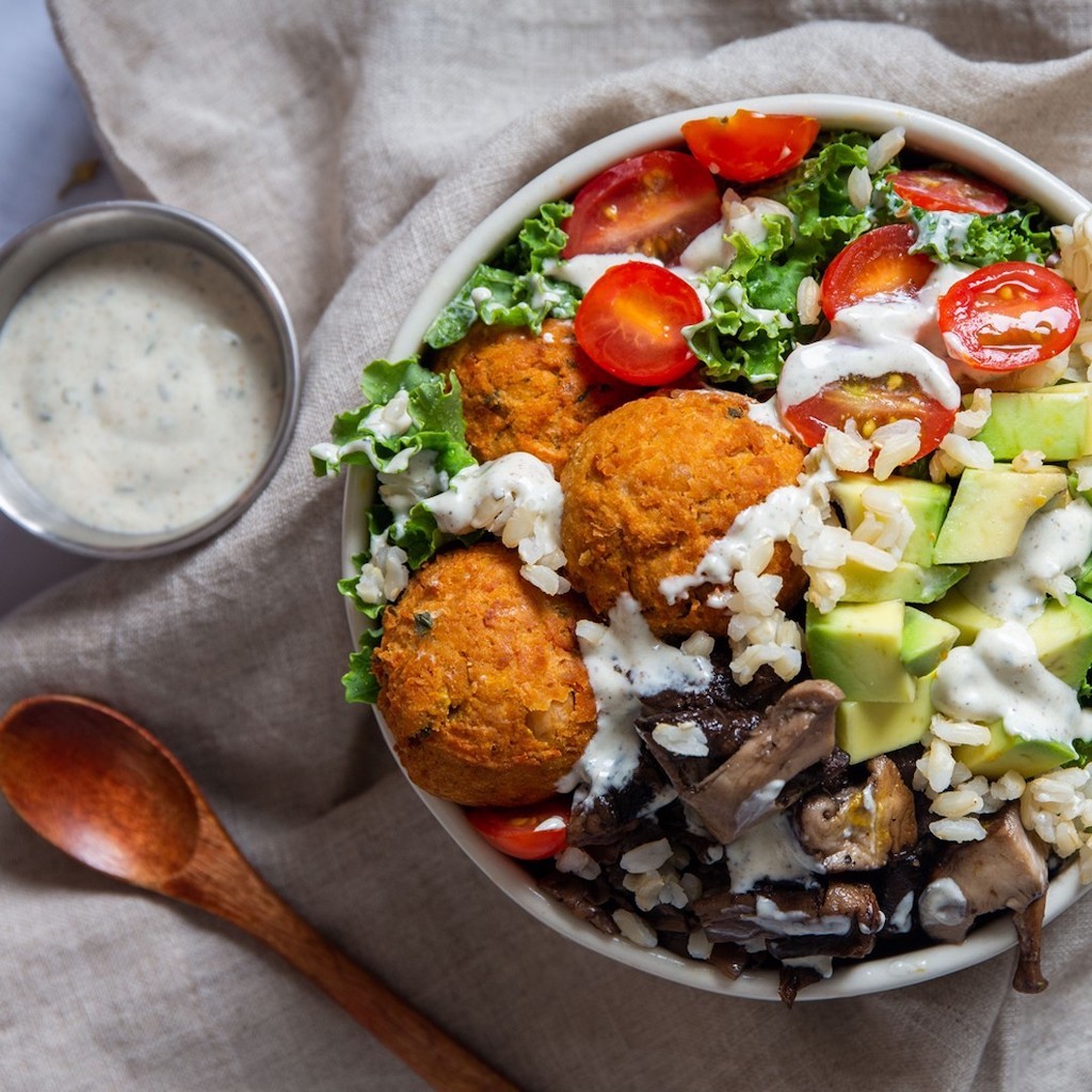 SaladStop Becomes First Restaurant Chain In Asia To Carbon Label Entire ...