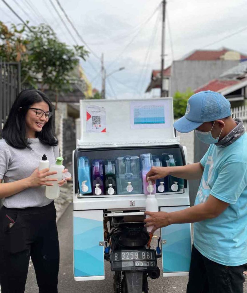 Meet 4 Startups Behind The Refillable Grocery Revolution