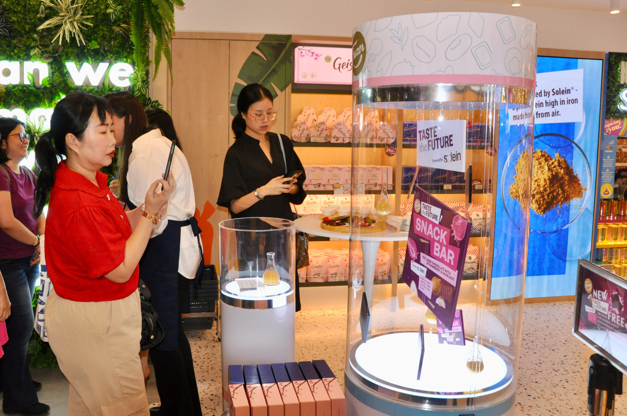 Snacking on Air: Fazer Unveils Vegan Bar with Solein in Singapore