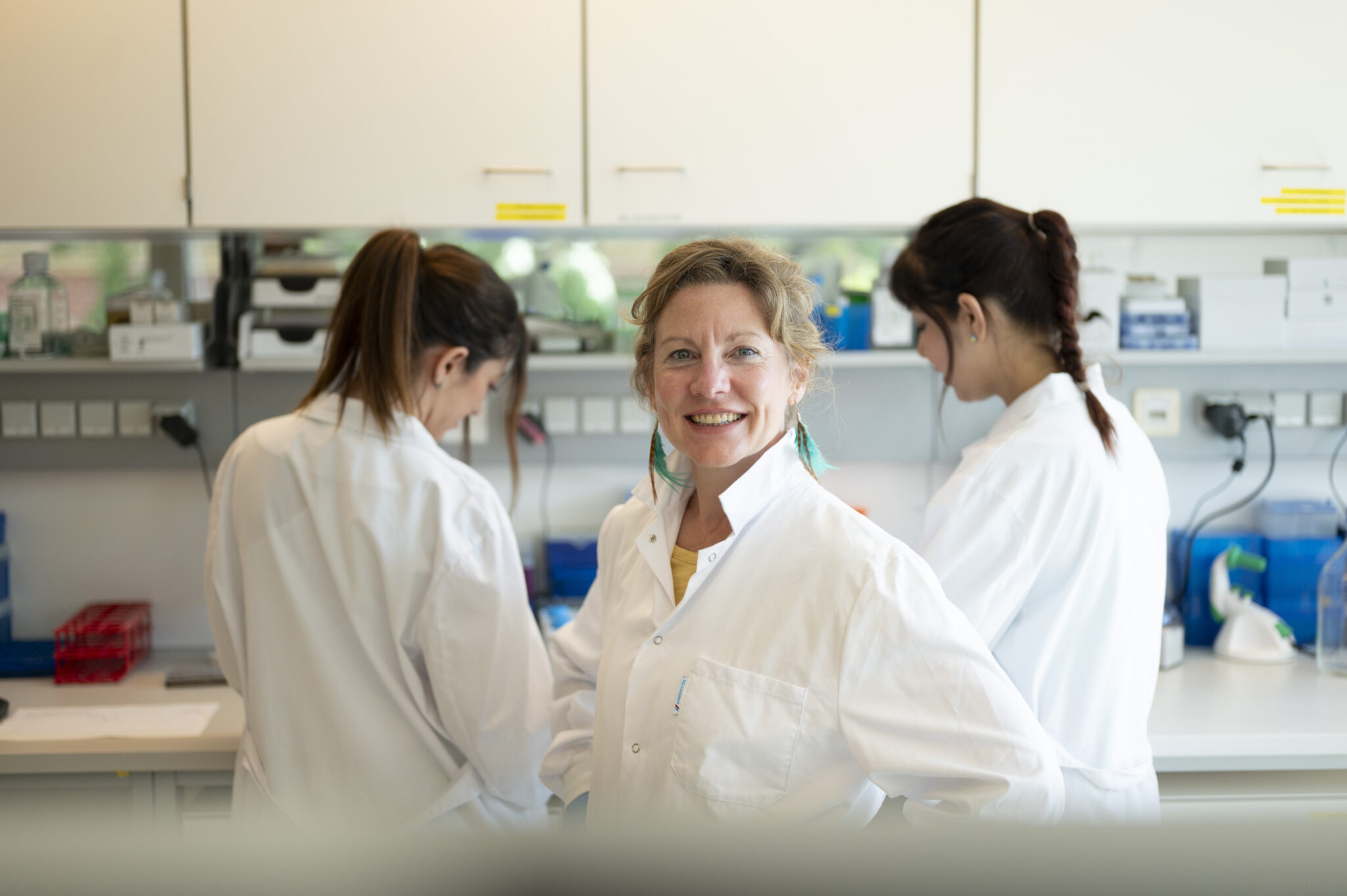 What Goes Into the Future of Cat Food? 99% Lab-Grown Meat, 1% Plant Fibres